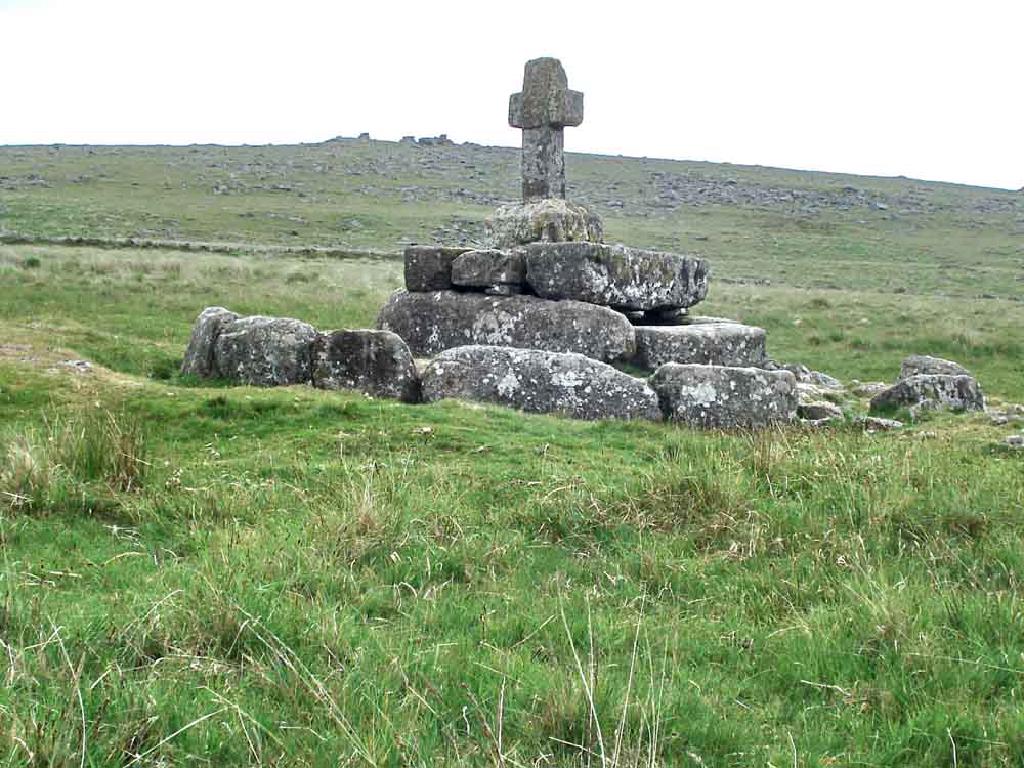 Foxtor Mire and Childe's Tomb | 38 Self-Guided Dartmoor Walks with Maps ...